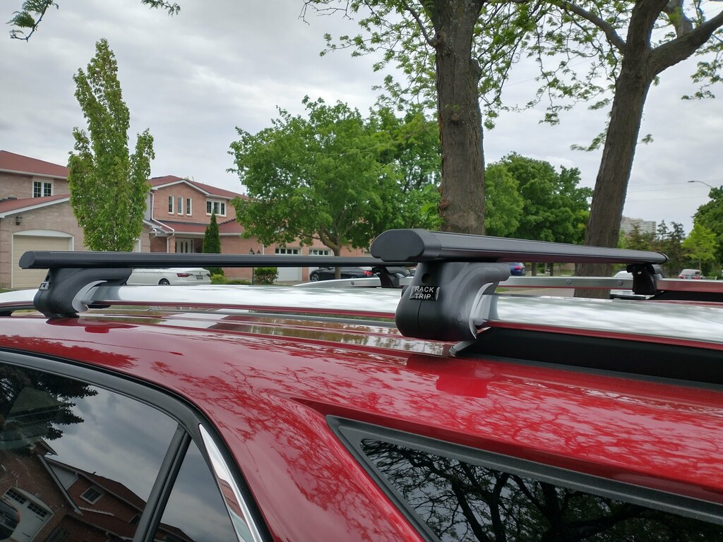 Universal Car Top Crossbars for Vehicle With Raised Rails [Stick Out ...